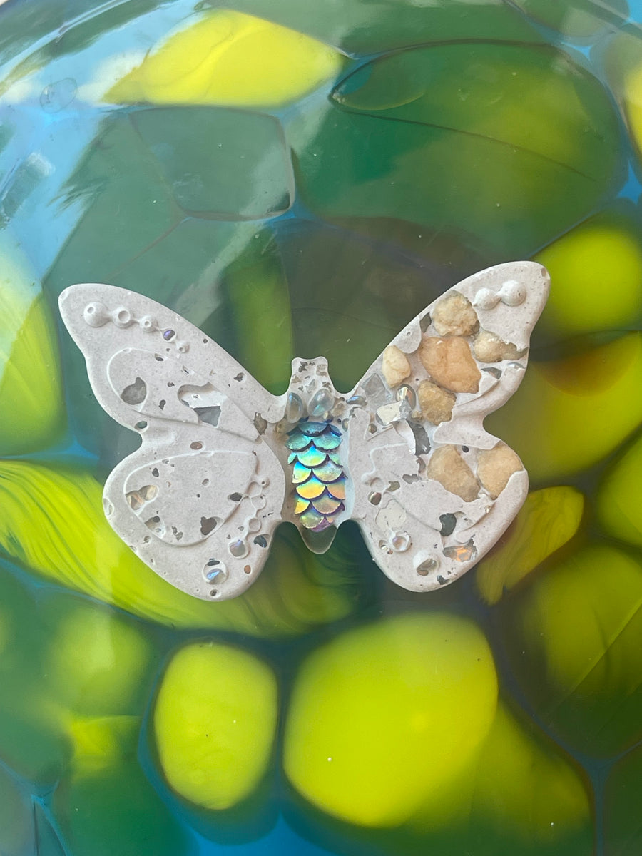 Cement Mini Butterfly – From Bits & Pieces